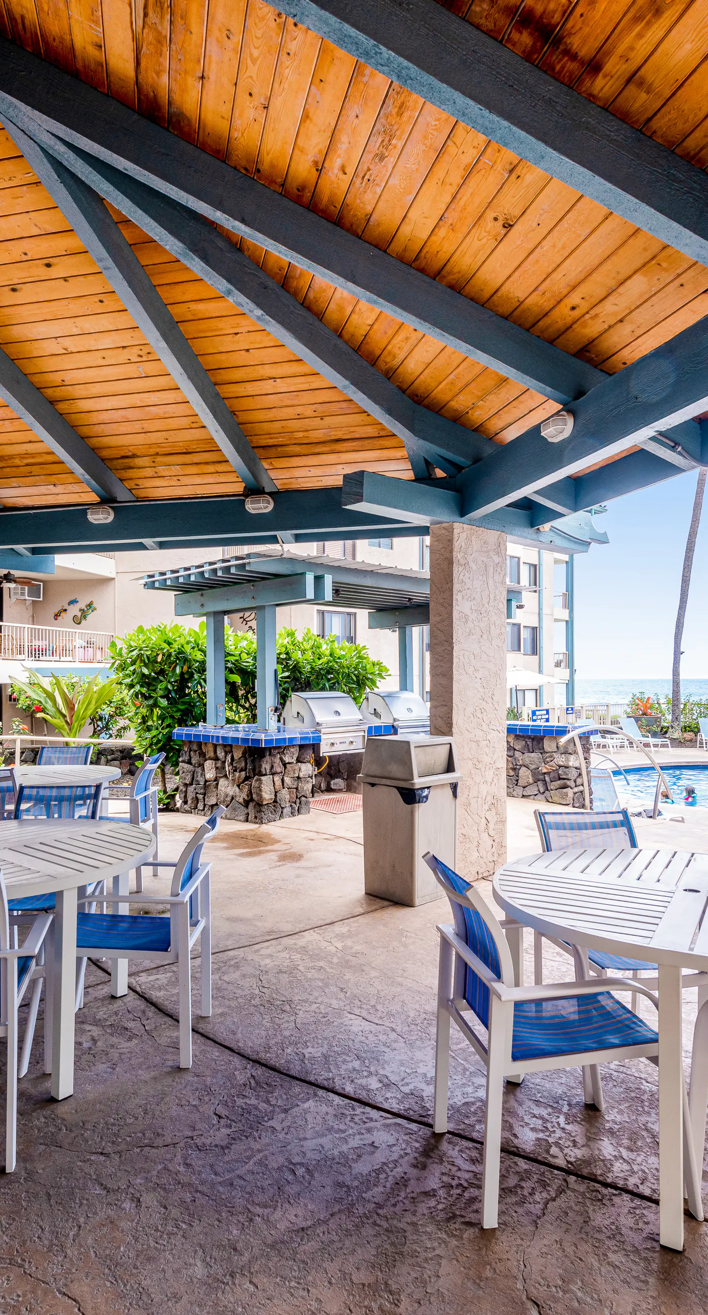 Kona Reef Oceanfront Condo, D6 | 1 BD Kailua-Kona, HI Vacation Rental ...