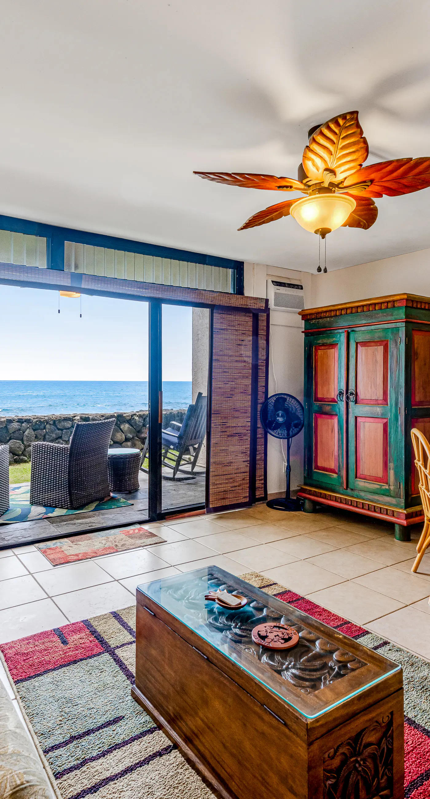 Kona Reef Oceanfront Condo, D6 | 1 BD Kailua-Kona, HI Vacation Rental ...