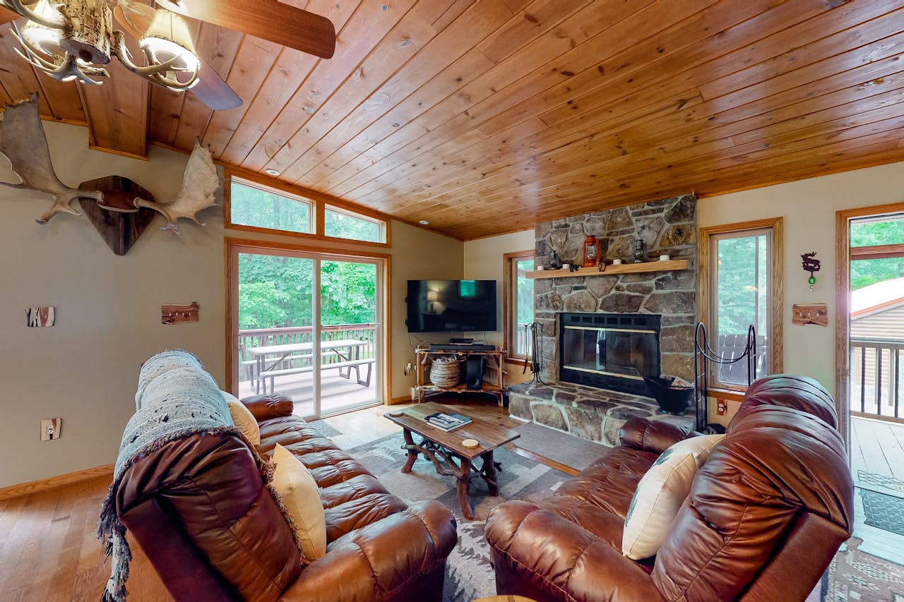 Whistle and Quill Lodge | 4 Bed Swanton, MD House | Vacasa