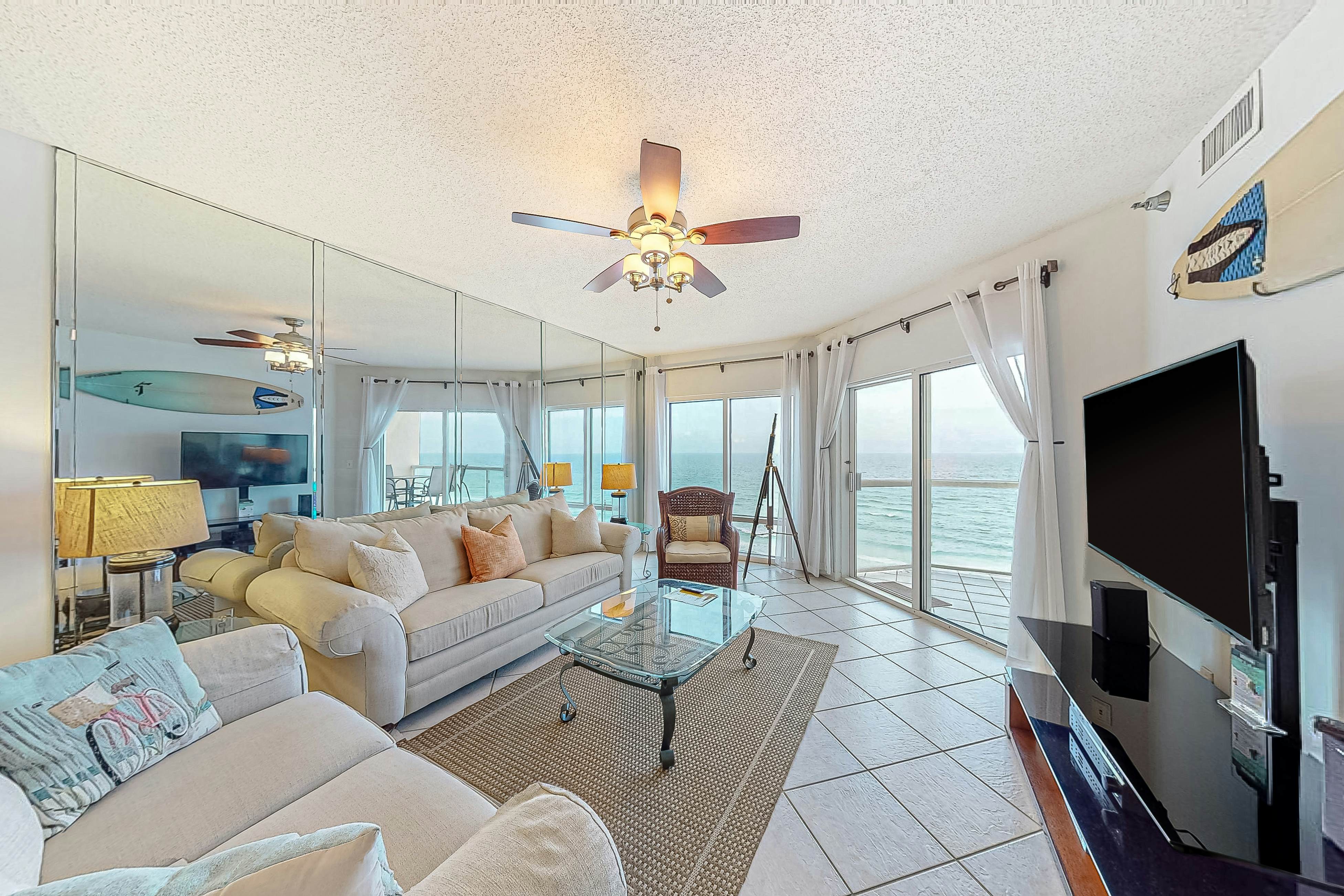 Emerald Isle Resort | Pensacola Beach, FL Condos | Vacasa