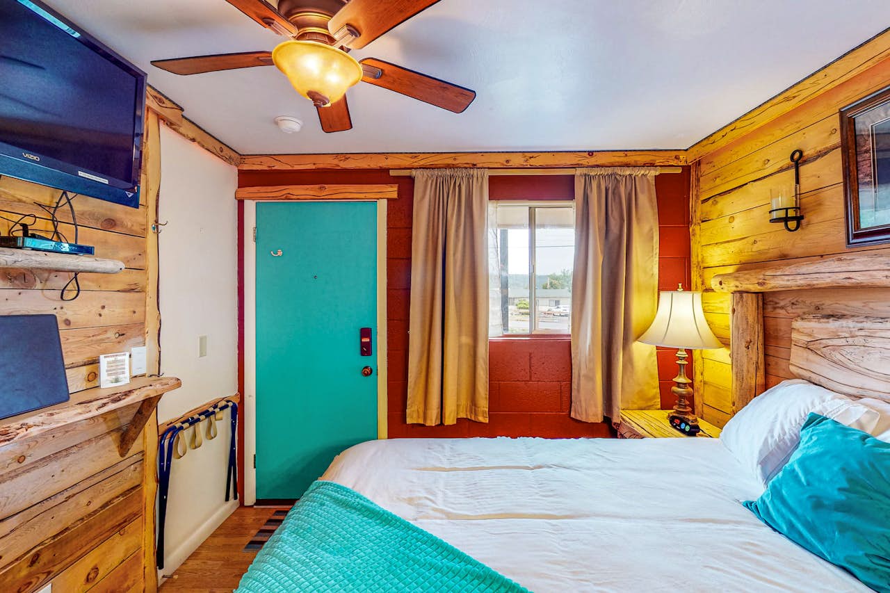 Cedaredge Lodge, Cabin 6 | 1 BD Cedaredge, CO Vacation Rental | Vacasa