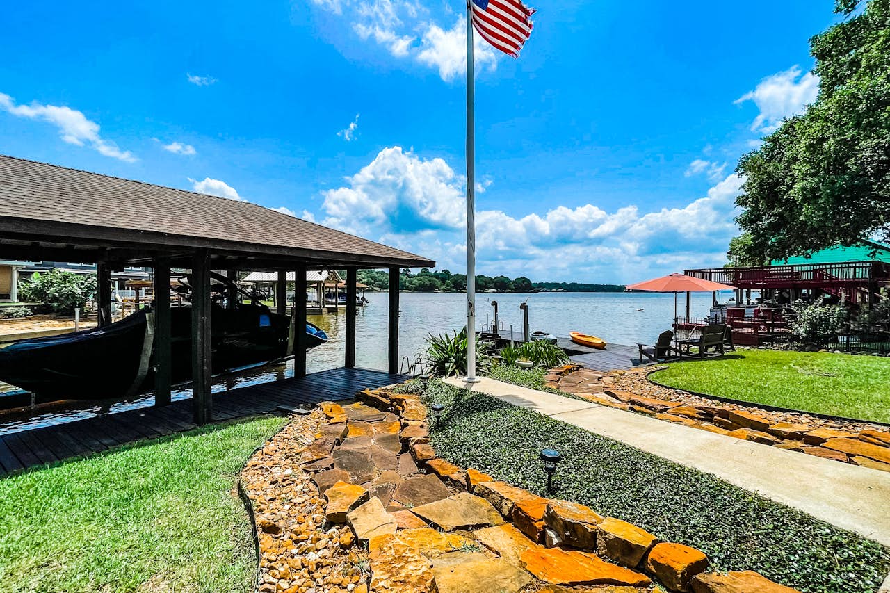 Luxury Cottage at Lake Conroe | 4 BD Willis, TX Vacation Rental | Vacasa