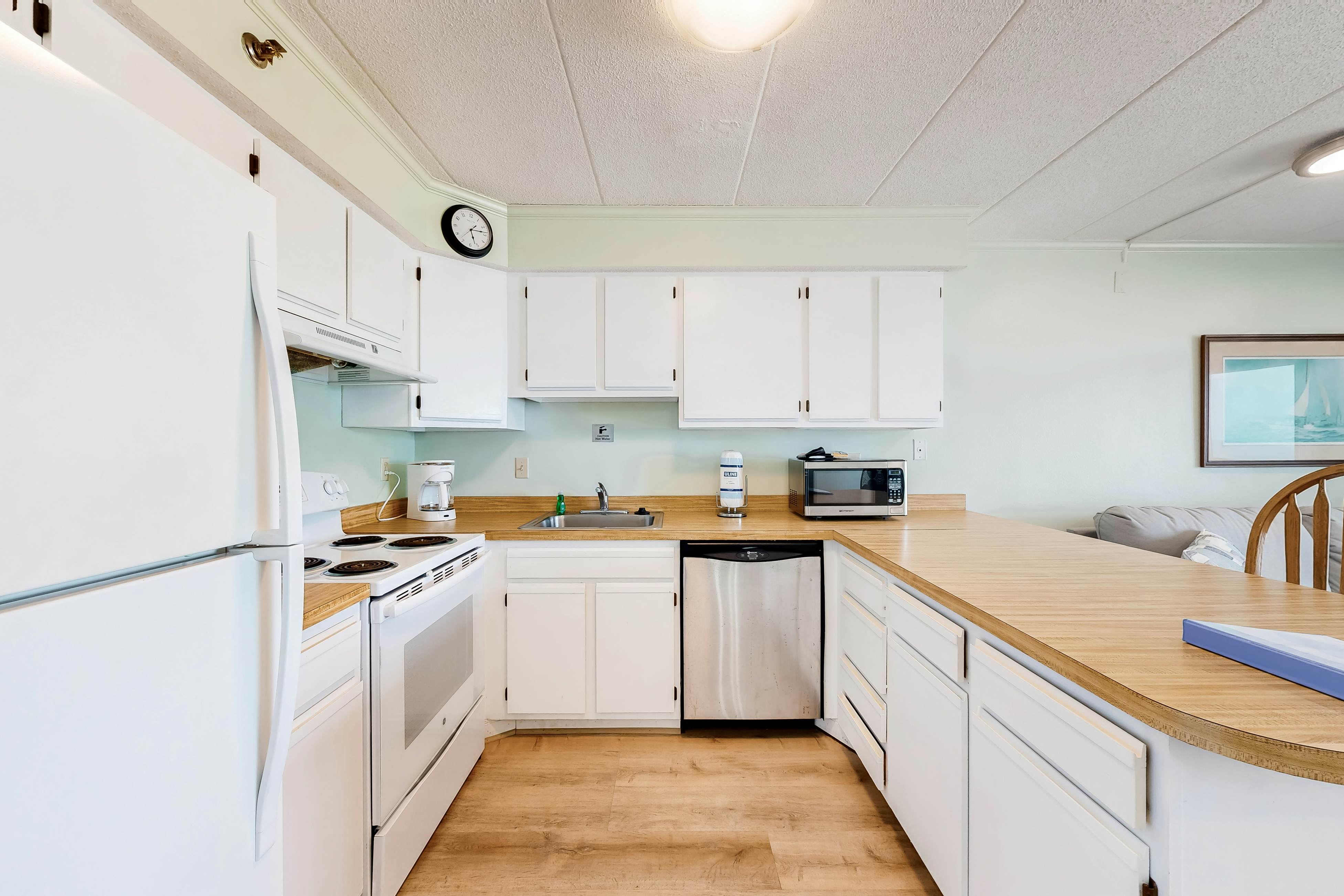 Sandpiper Dunes 808 | 1 BD Ocean City, MD Vacation Rental | Vacasa