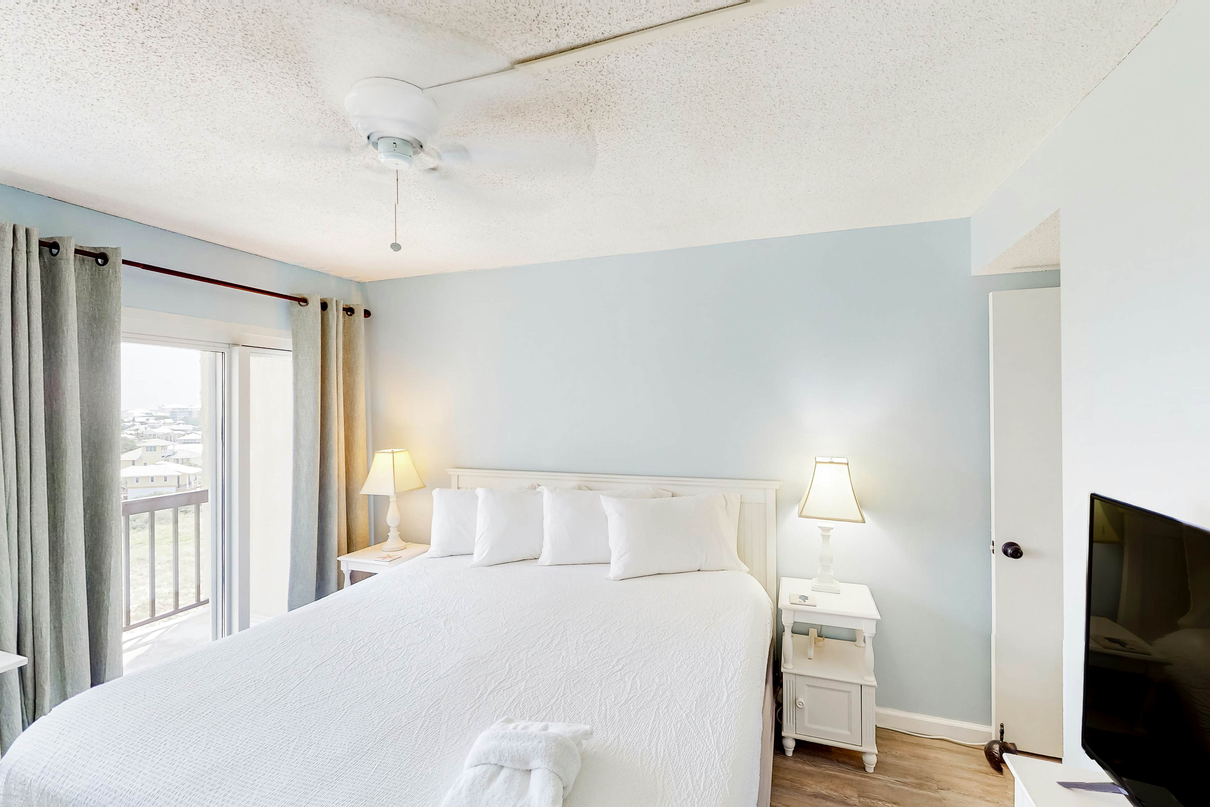 Pinnacle Port A-516 | 2 BD Panama City Beach, FL Vacation Rental | Vacasa