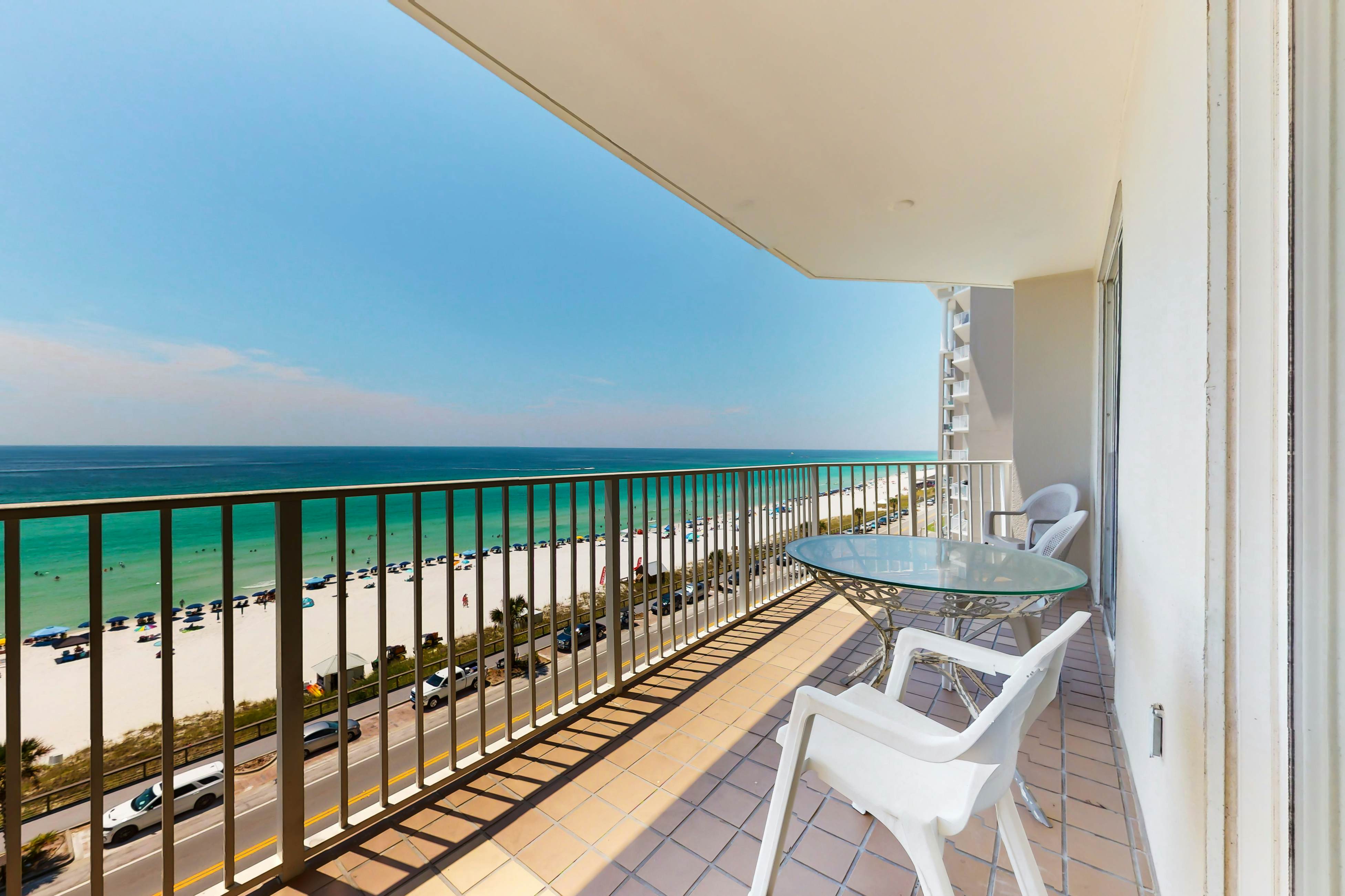 Destin, FL Condos, Vacation Rentals, Beach Houses | Vacasa