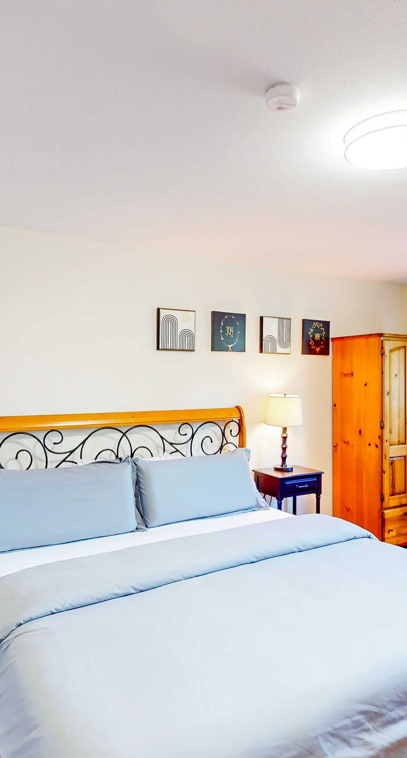 The Renton Rest House | 5 BD Renton, WA Vacation Rental | Vacasa