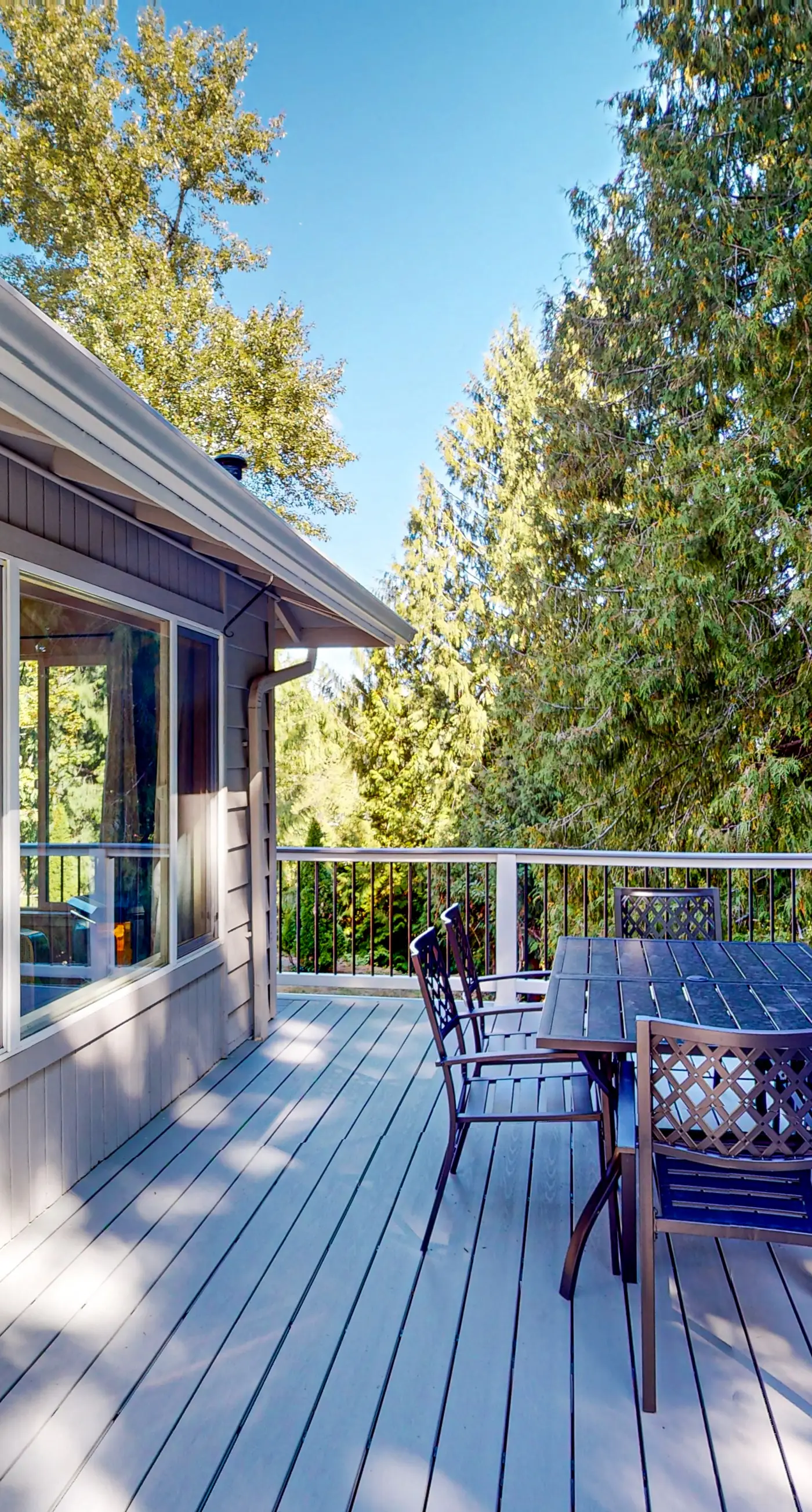 The Renton Rest House | 5 BD Renton, WA Vacation Rental | Vacasa
