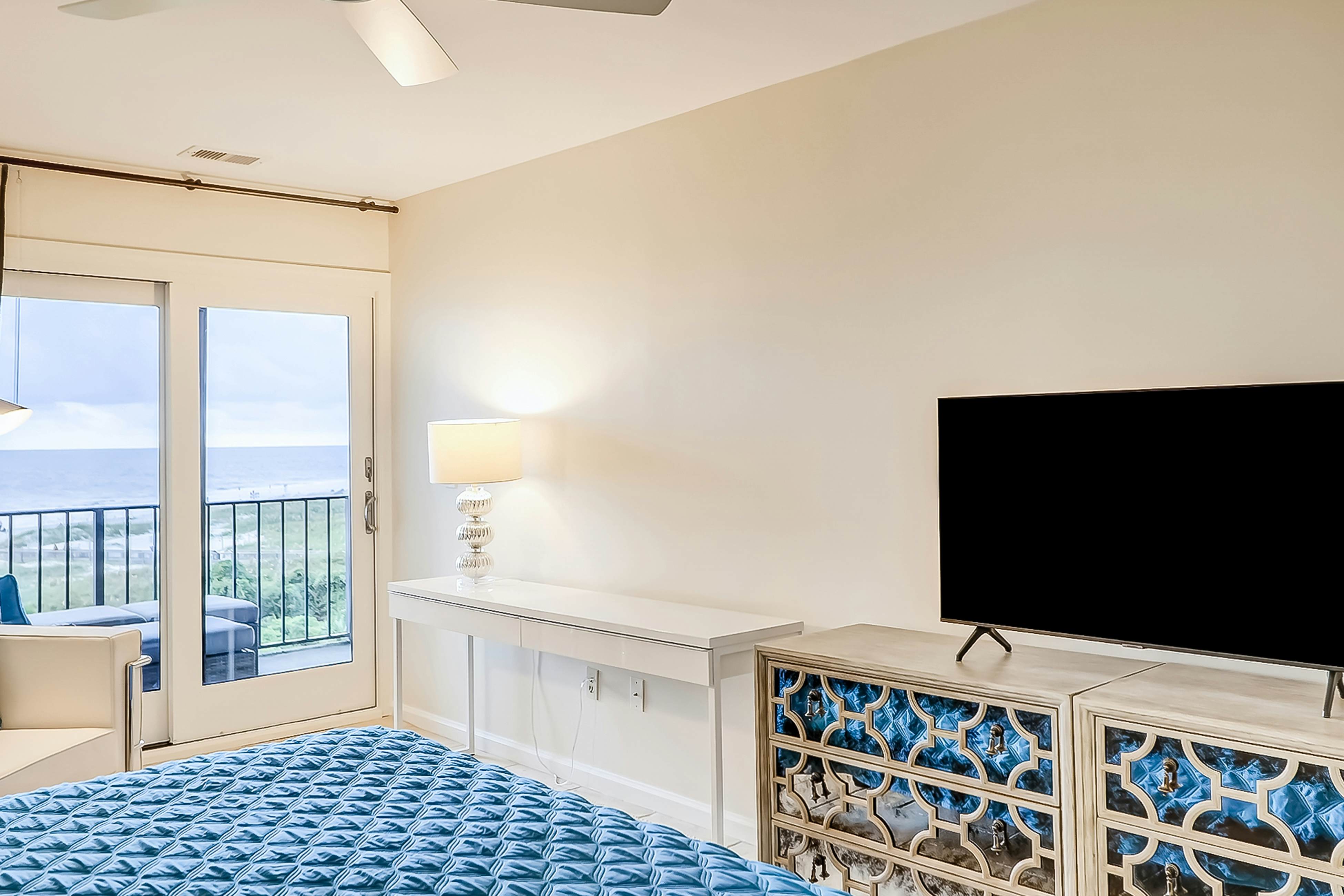 Sea Cloisters 409 | 2 BD Hilton Head, SC Vacation Rental | Vacasa