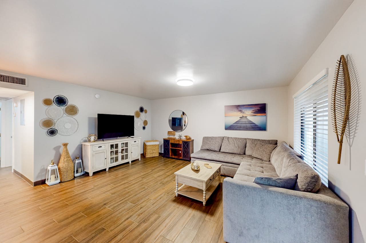 The Sailor's Perch, Unit 2 | 2 Bed Riviera Beach, FL Apartment | Vacasa