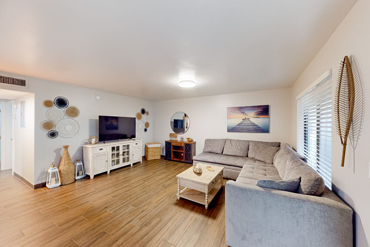 The Sailor's Perch, Unit 1 | 2 Bed Riviera Beach, FL Apartment | Vacasa