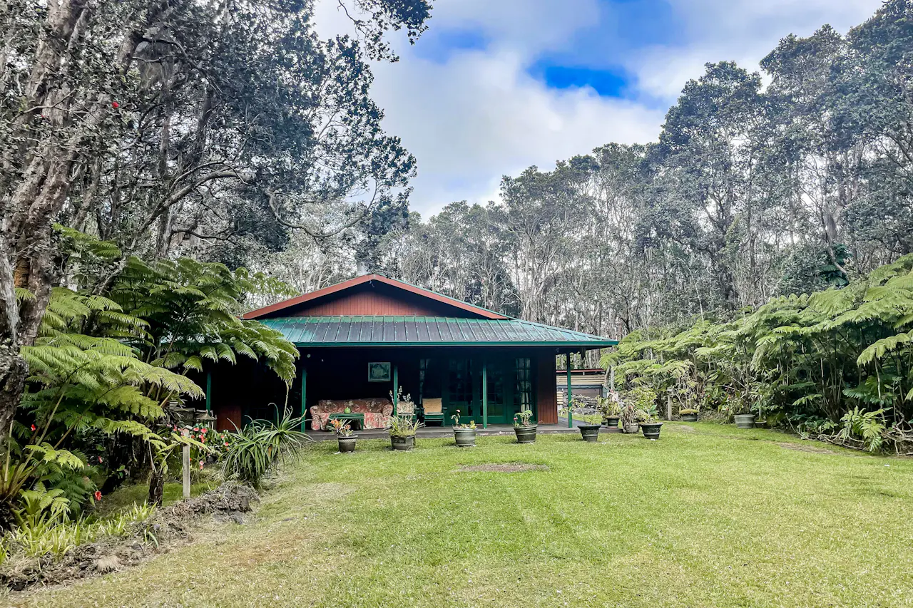 Anthurium Cottage | 2 Bed Volcano, HI House | Vacasa
