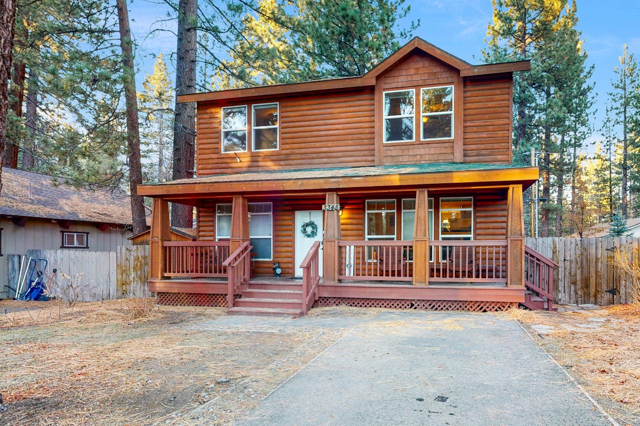 Cozy Long Term Rental in SLT | 3 Bed South Lake Tahoe, CA House | Vacasa
