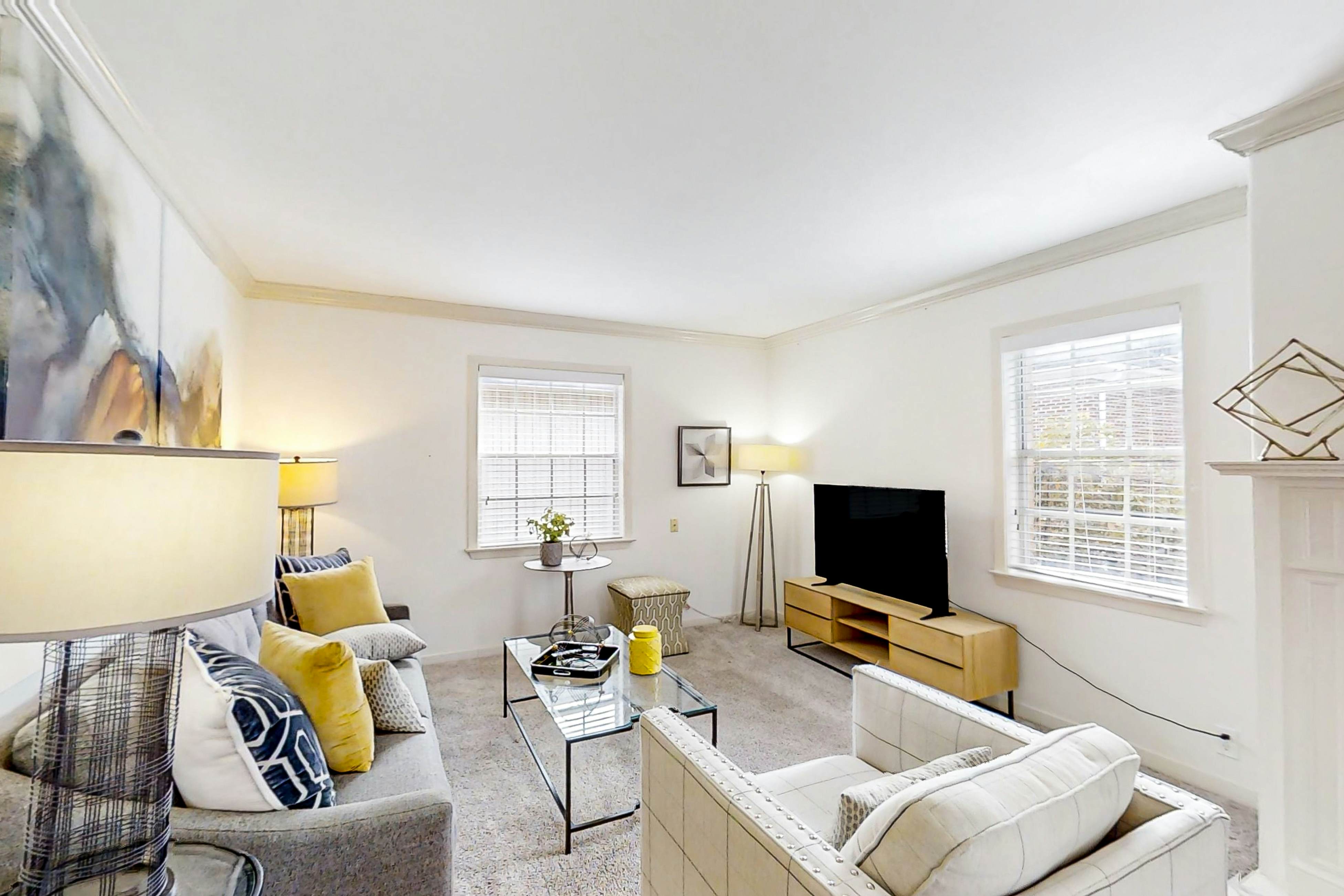 Houston Vacation Rentals, Vacation Homes, Condos | Vacasa