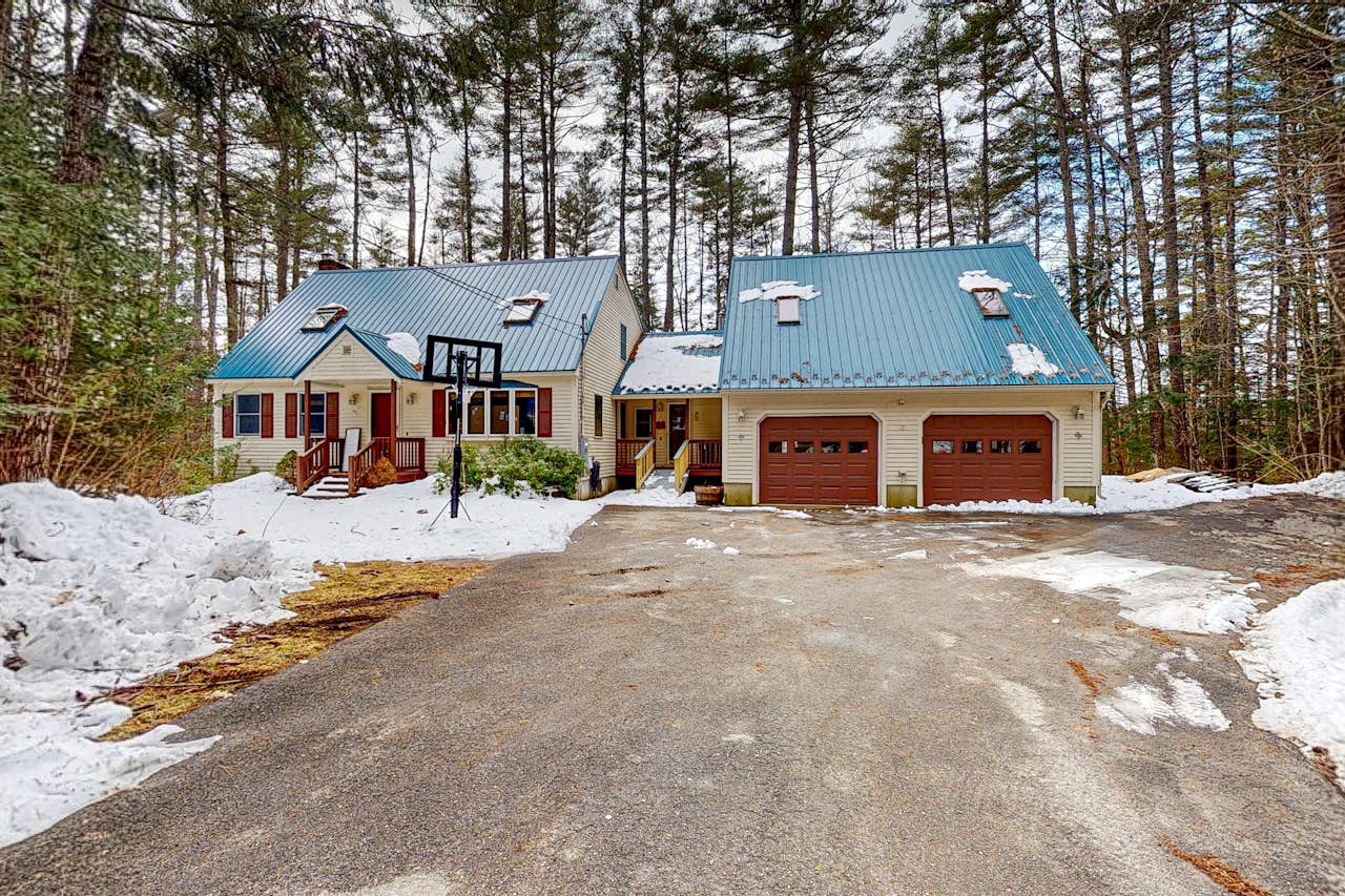 Lake & Leisure | 3 Bed Limerick, ME House | Vacasa