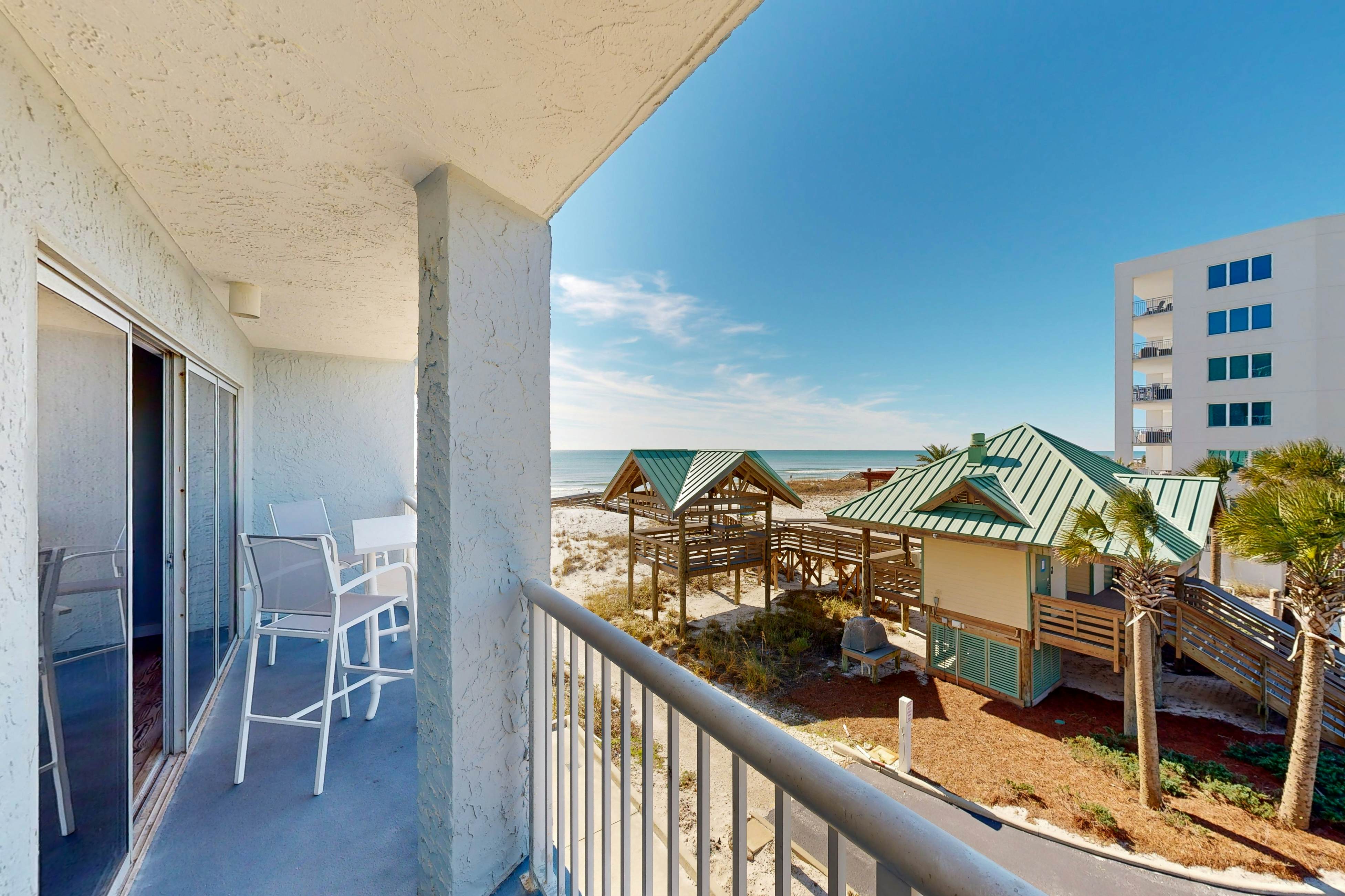 Islander Beach Resort on Okaloosa Island in Fort Walton Beach | Vacasa