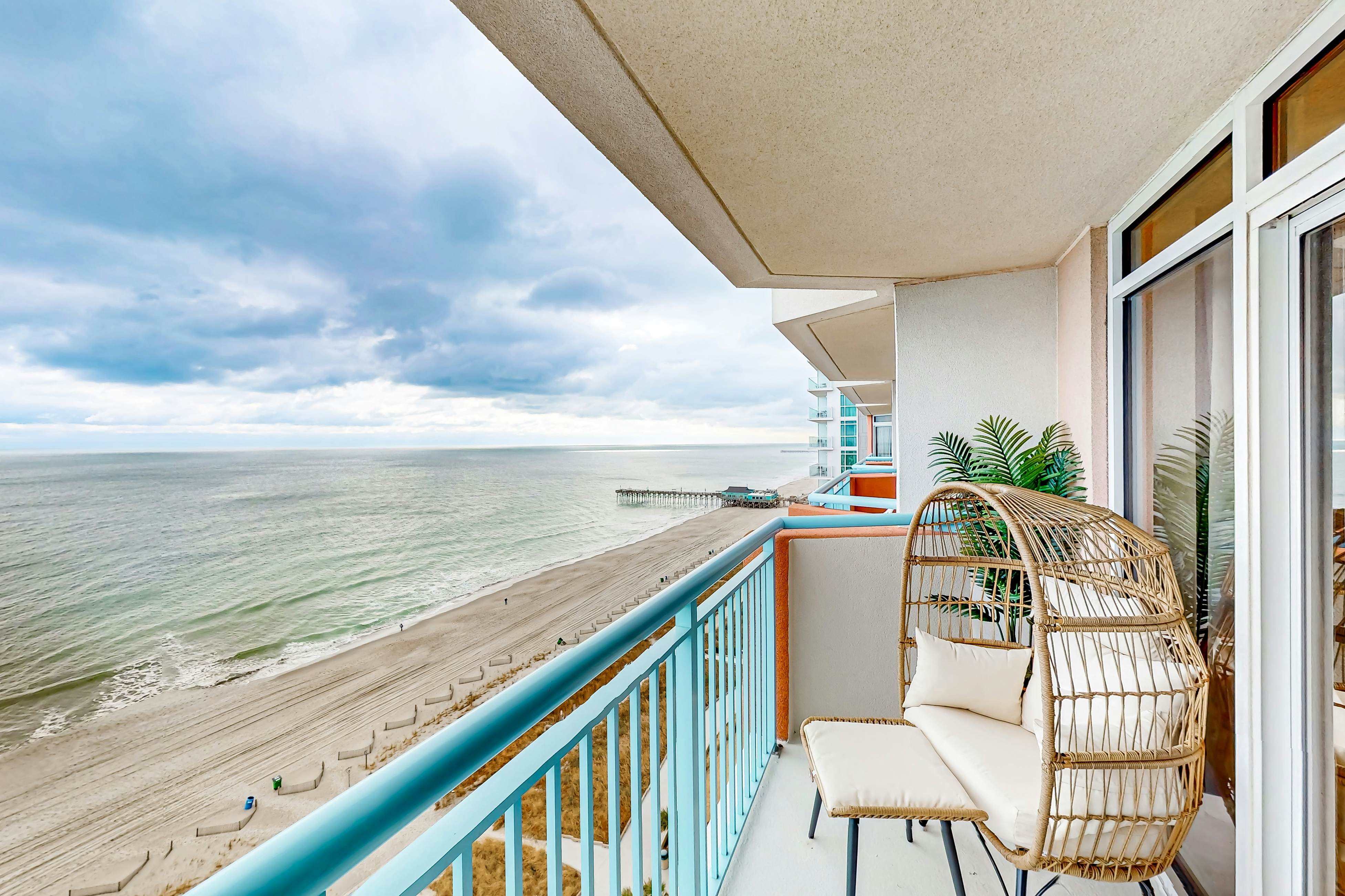 South Carolina Beach Rentals, Vacation Rentals | Vacasa