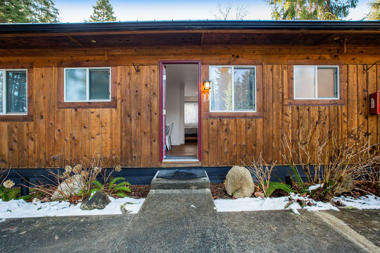 Mount Constance, Room 10 at Mount Walker Inn | 0 Bed Quilcene, WA ...