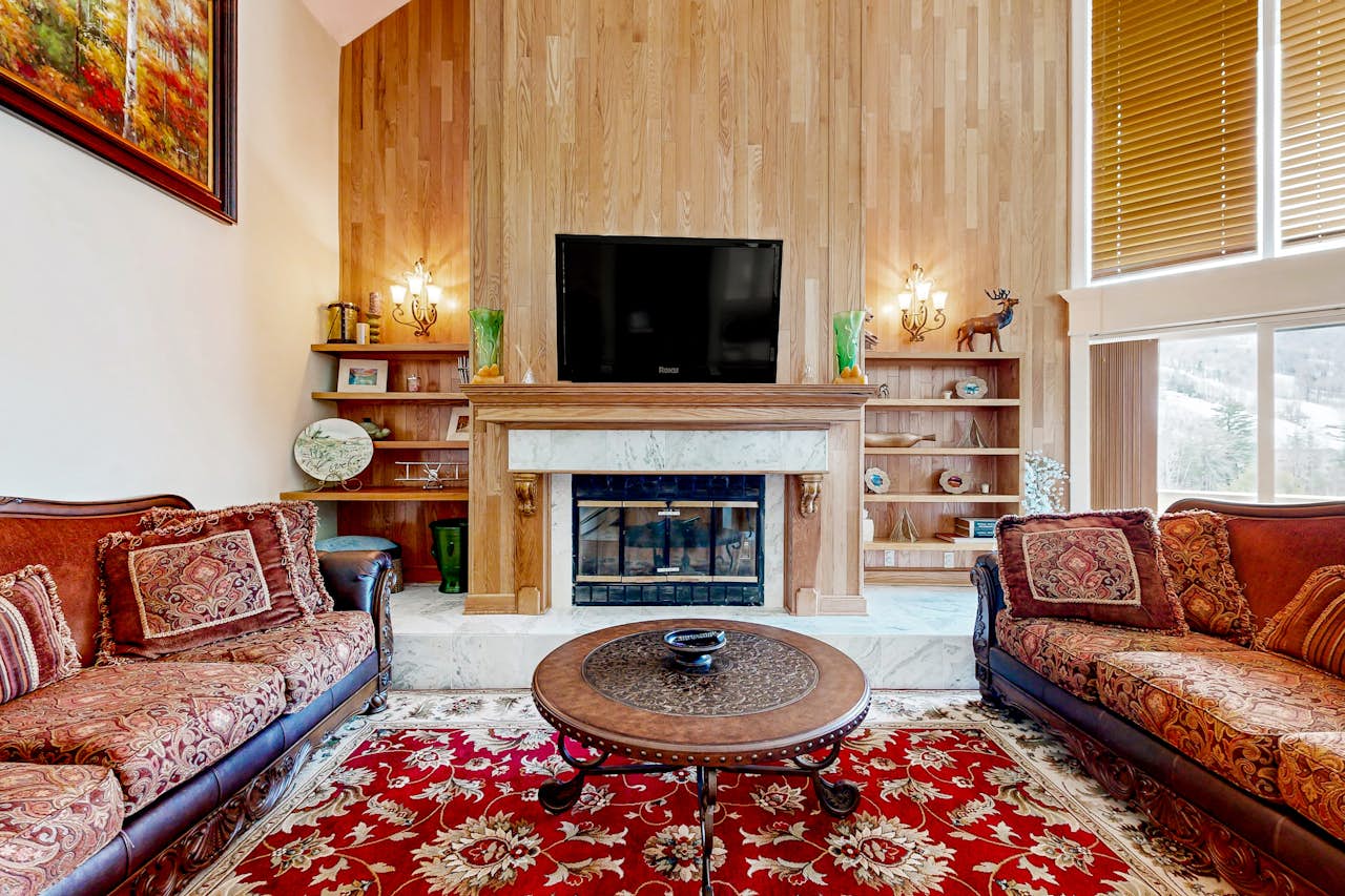 Penthouse Suite at Loon Landing | 3 Bed Lincoln, NH Condo | Vacasa