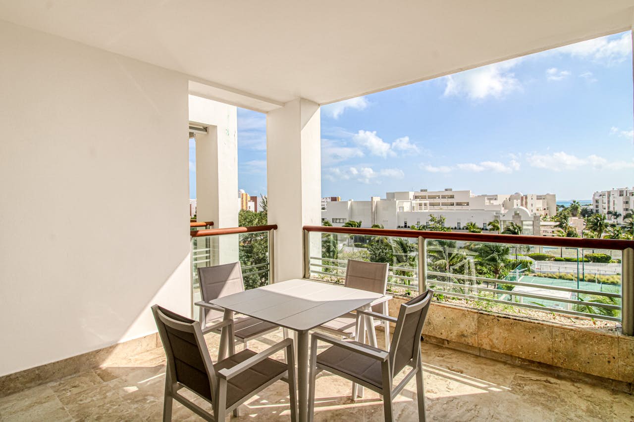 La Amada PH03M Estudio Torre E | 0 Bed Cancun, Qu Studio | Vacasa