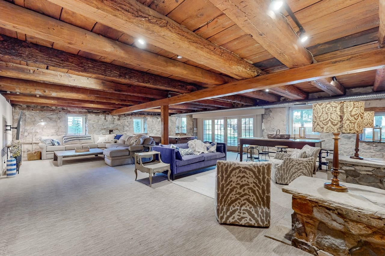 Historic White Manor | 1 Bed Timonium, MD House | Vacasa