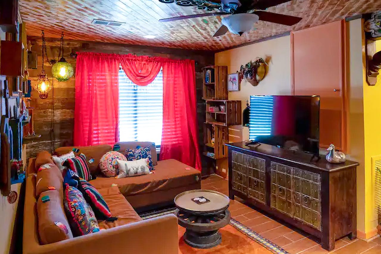 Queen Gypsy B - Casa Bonita | 3 BD Galveston, TX Vacation Rental | Vacasa