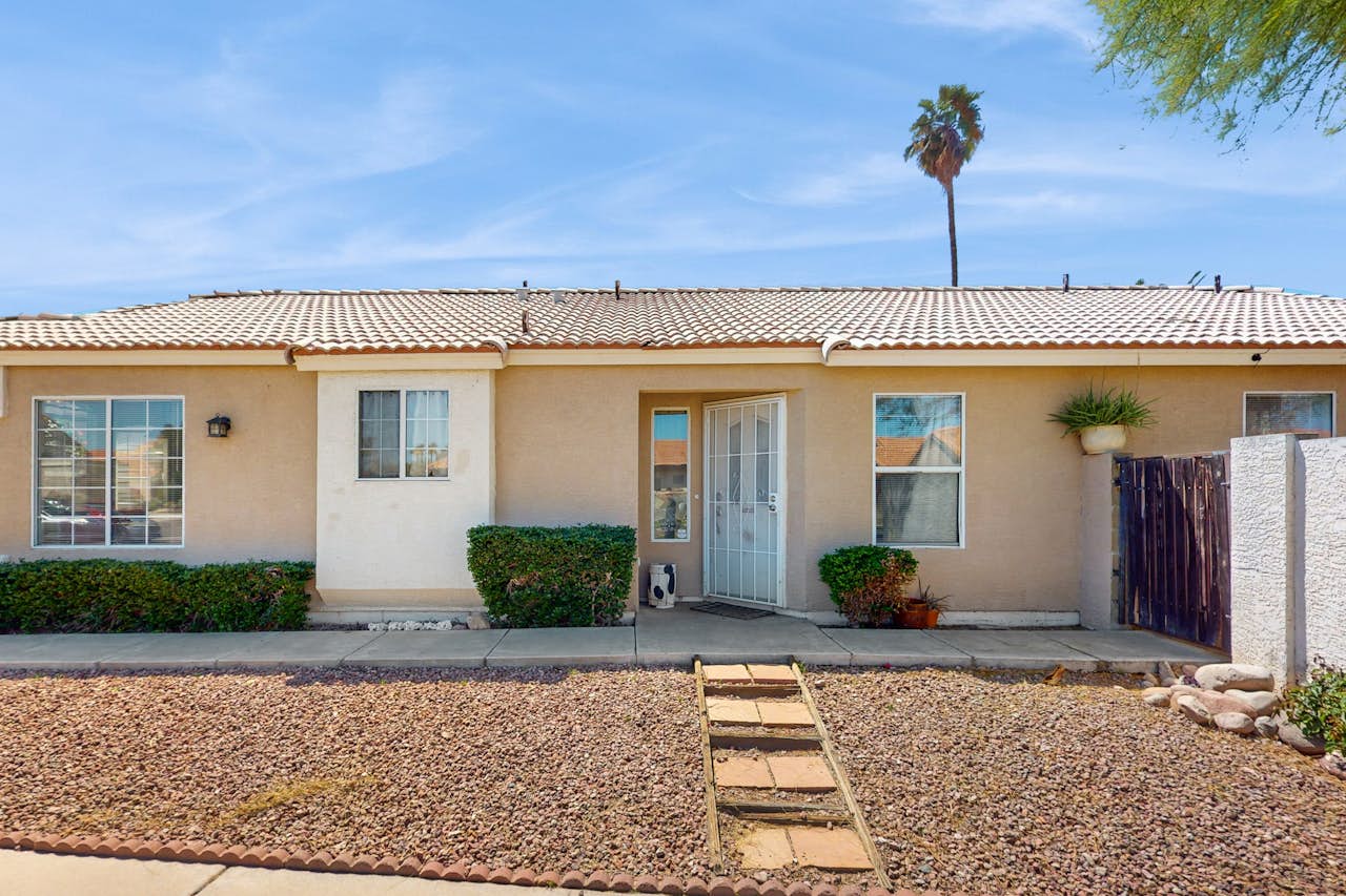 Sunscape Whisper | 3 BD Glendale, AZ Vacation Rental | Vacasa