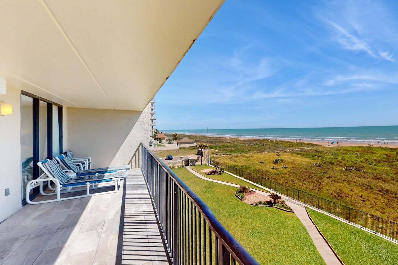 Suntide III Condominiums 405 | 3 Bed South Padre Island, TX Condo | Vacasa