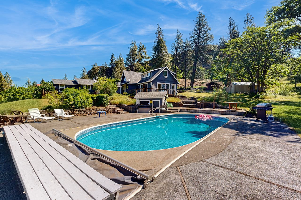 Povey Hill Pool House | 1 BD Mosier, OR Vacation Rental | Vacasa