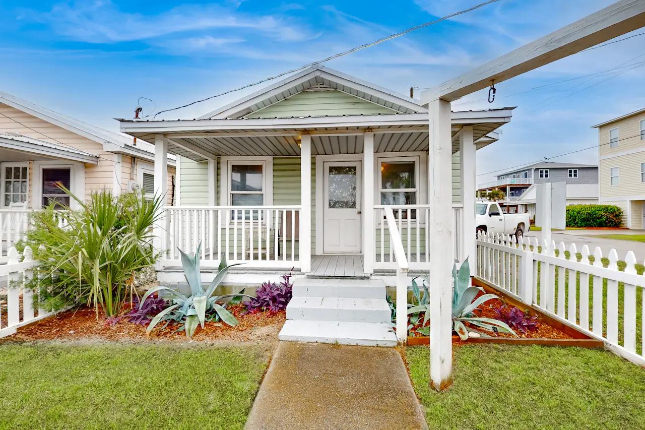 Pier View Cottage Unit 3 | 2 Bed Kure Beach, NC Cottage | Vacasa