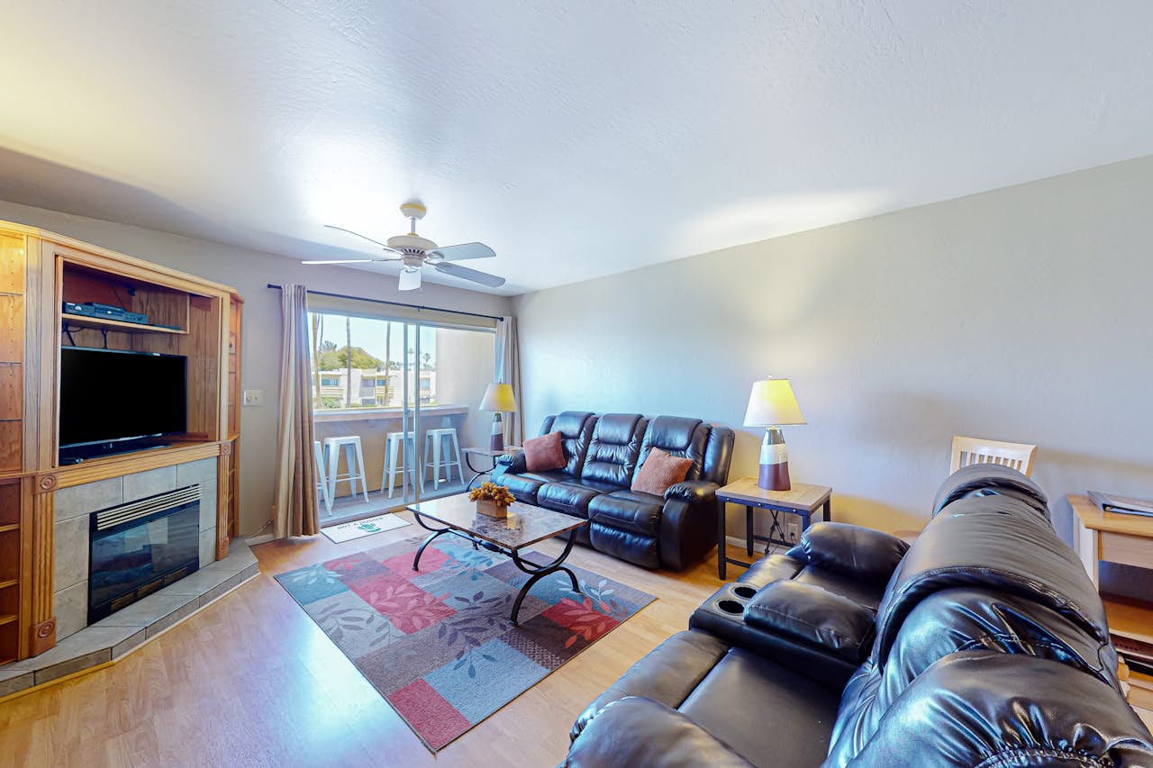 Cozy Hideout | 2 Bed Scottsdale, AZ Condo | Vacasa