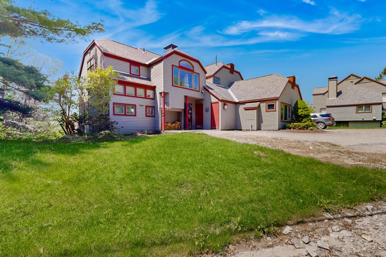 Stratton Summit View | 4 BD Winhall, VT Vacation Rental | Vacasa