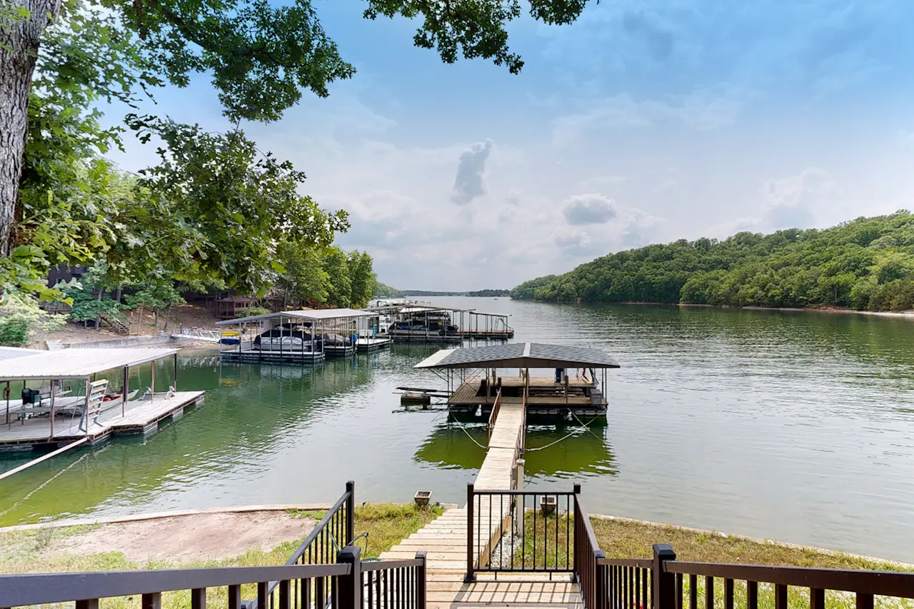 Lake Ozark’s Ultimate Vacation Haven with a View | 4 Bed Rocky Mount ...