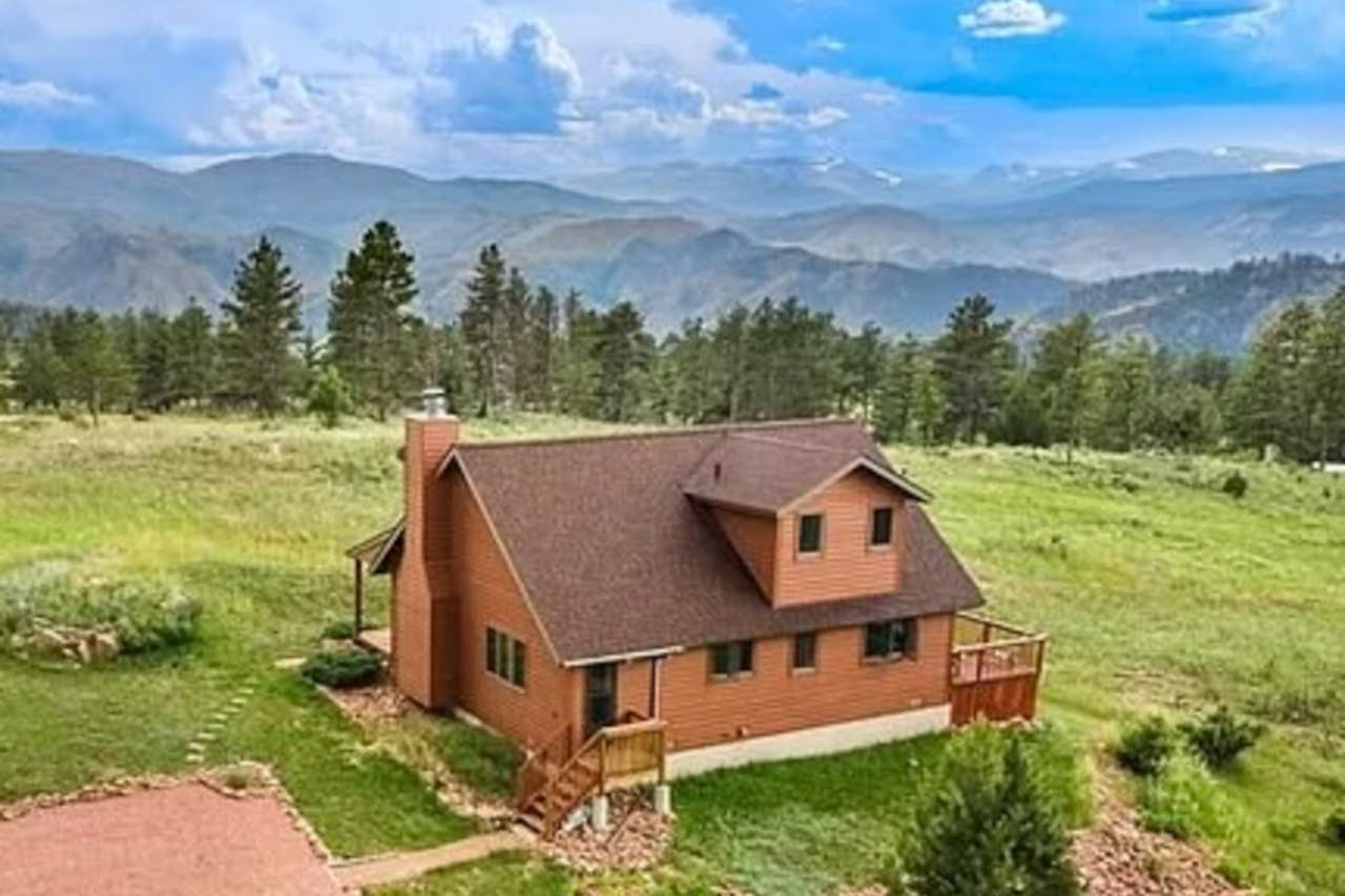 The Cozy Fox Cabin | 3 Bed Livermore, CO House | Vacasa