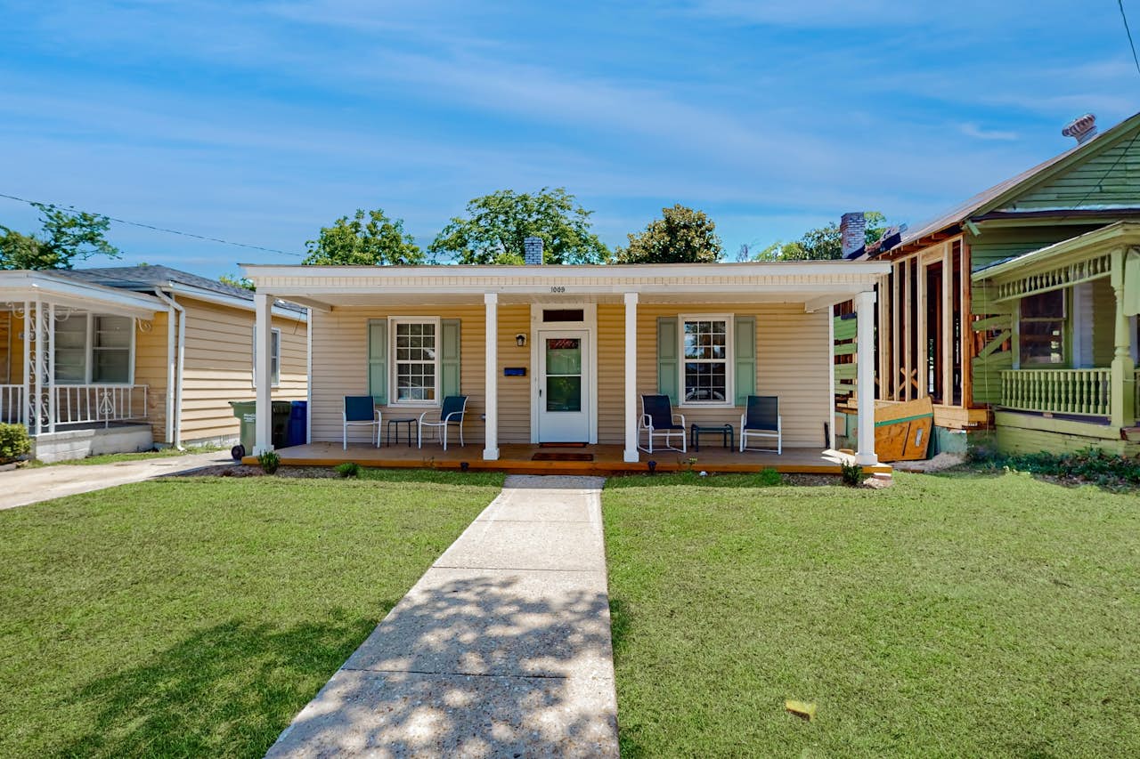 Coastal Charm | 3 Bed Wilmington, NC House | Vacasa