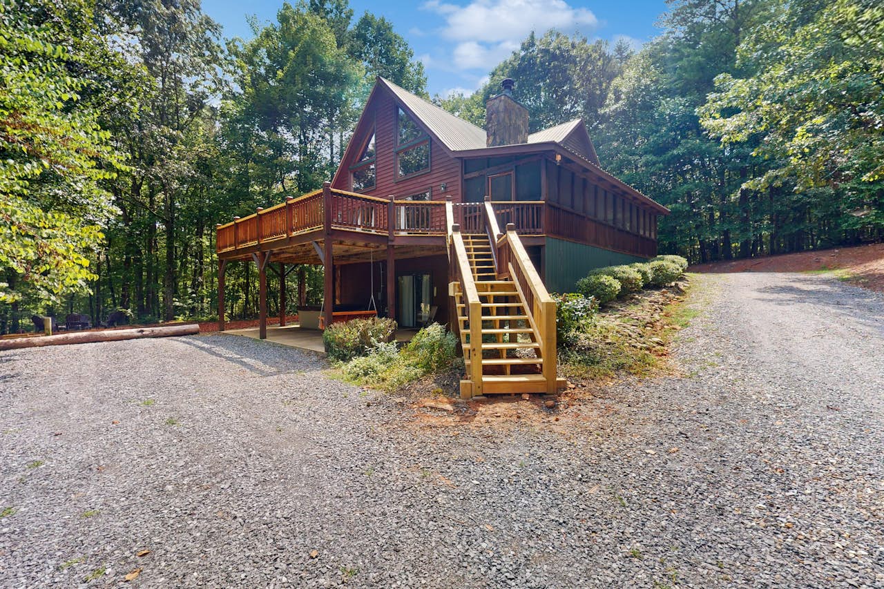 Moonlit Ridge | 3 Bed Ellijay, GA Cabin | Vacasa