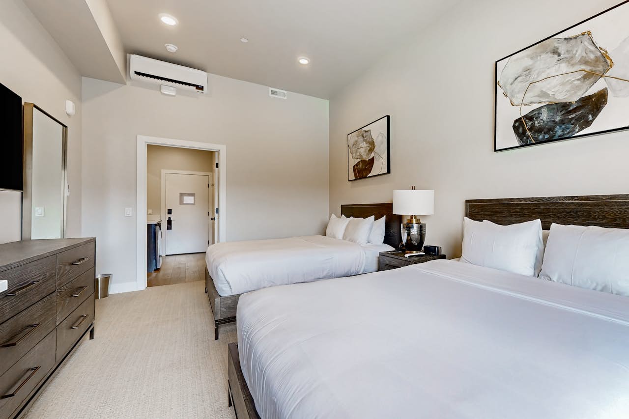 311B - Black Rock Mountain Resort | 0 Bed Heber City, UT Studio | Vacasa