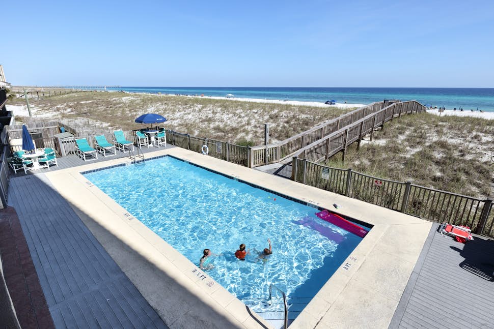Emerald Surf 109 | 2 Bed Navarre Beach, FL Condo | Vacasa