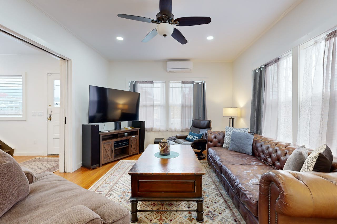 Casa de Couch Life | 3 Bed Hood River, OR House | Vacasa