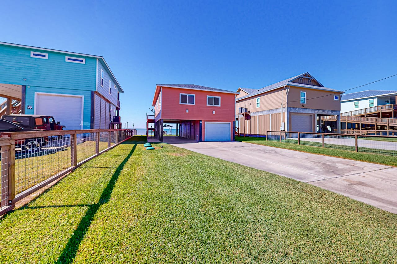 Lillybet’s Landing | 3 Bed Rockport, TX House | Vacasa