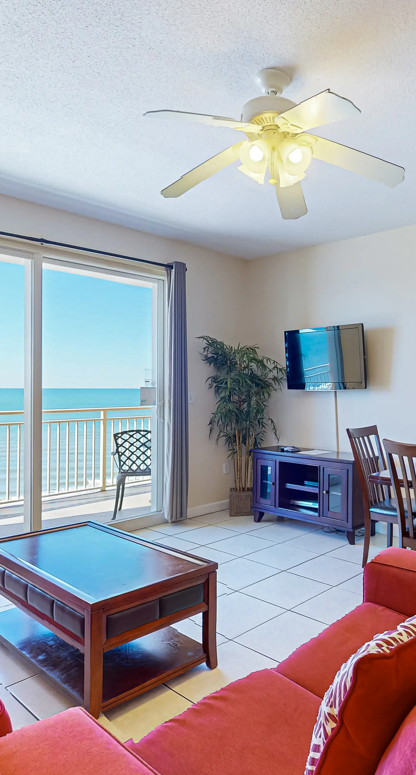 Sterling Reef Resort | Panama City Beach Condos | Vacasa