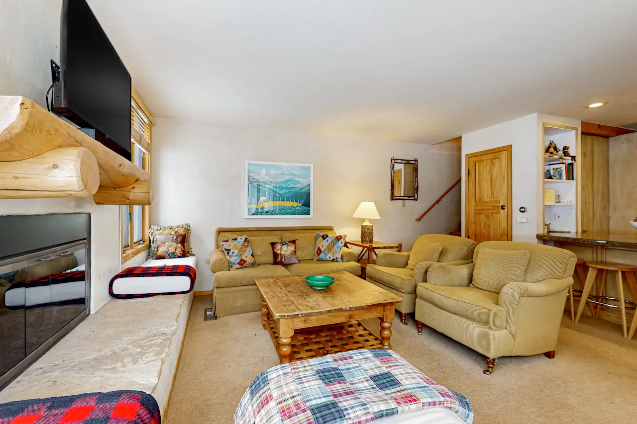 Tamarack 11 | 4 Bed Snowmass Village, CO Condo | Vacasa