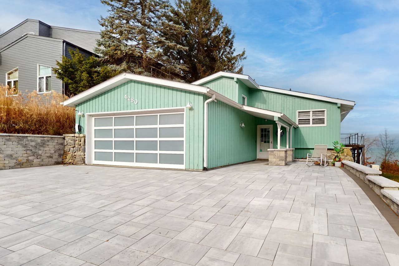 Lake Breeze | 3 Bed Michiana, MI House | Vacasa