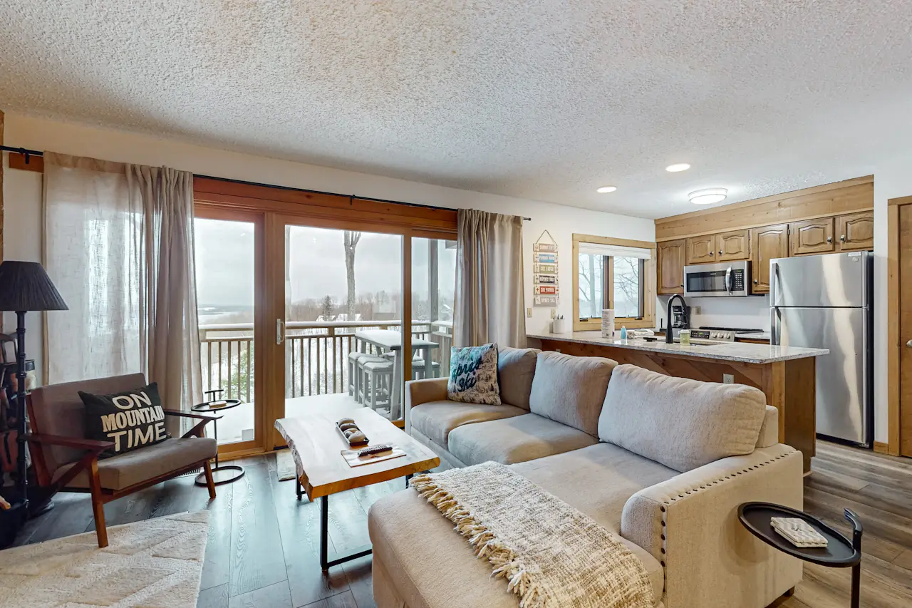 Snowshoe Condo | 2 Bed Bellaire, MI Condo | Vacasa