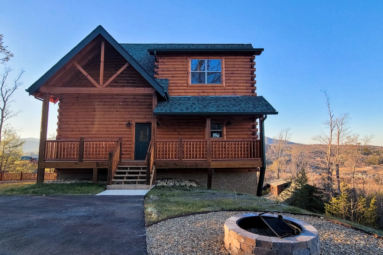 Skyline Pool Retreat | 4 BD Pigeon Forge, TN Vacation Rental | Vacasa