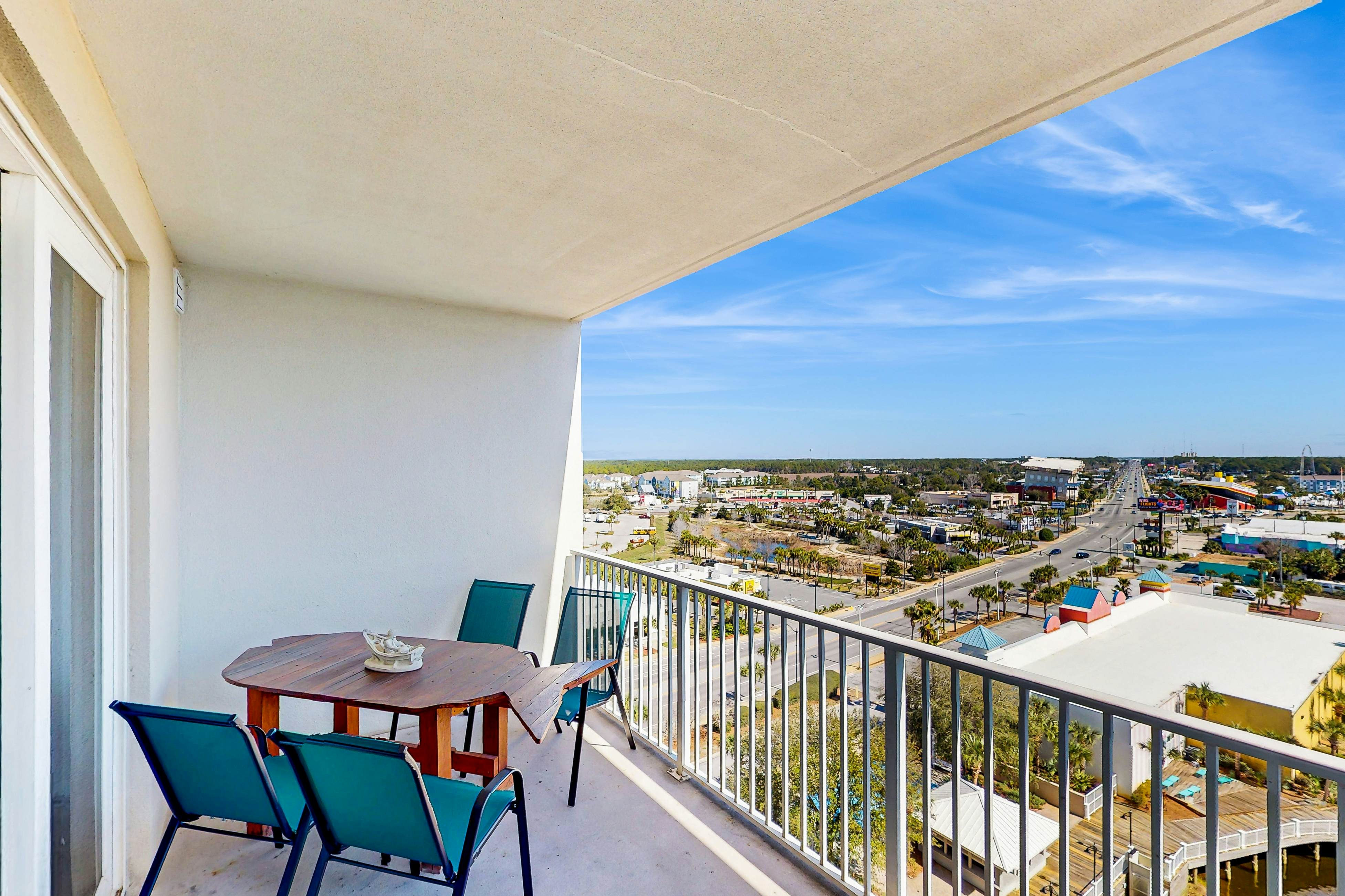 Florida Gulf Coast Rentals, Beach Condos | Vacasa