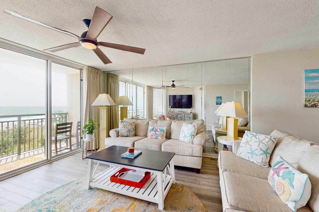 Windy Hill Dunes 204 | 3 BD North Myrtle Beach, SC Vacation Rental | Vacasa