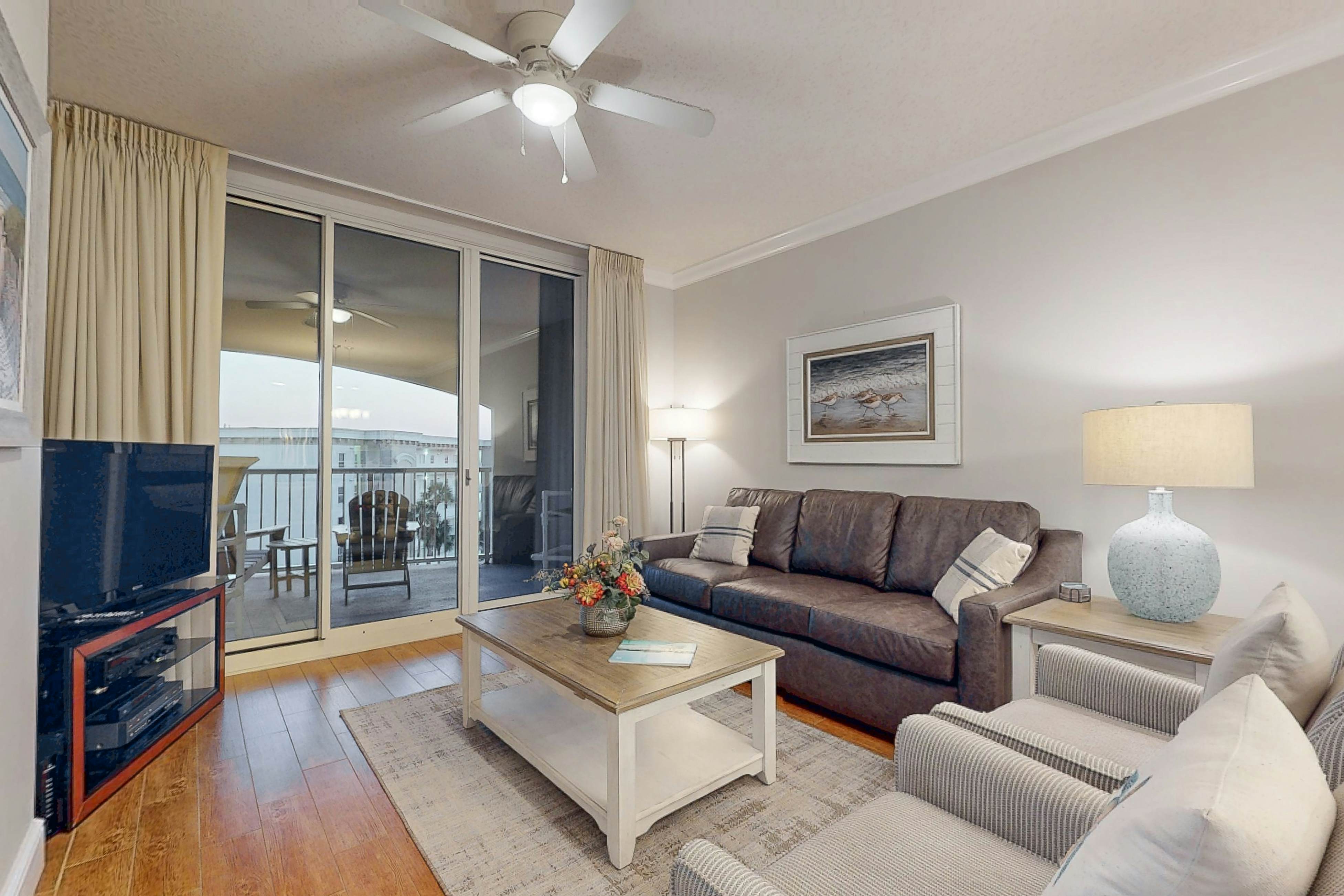 Azure Condos, Beachfront Rentals | Fort Walton Beach, FL | Vacasa