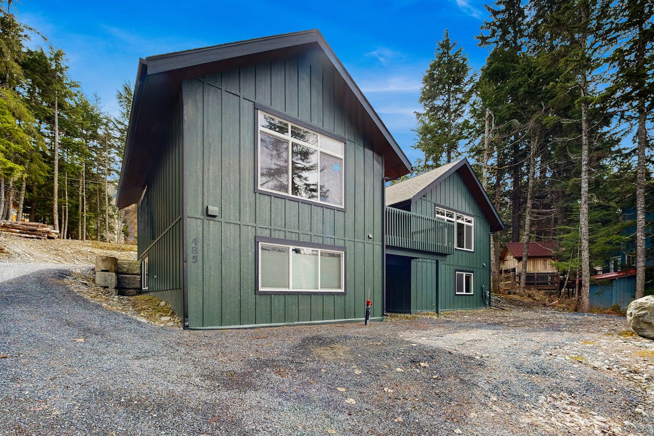 Penguin Ridge Perch - Unit A | 2 Bed Girdwood, AK Duplex | Vacasa