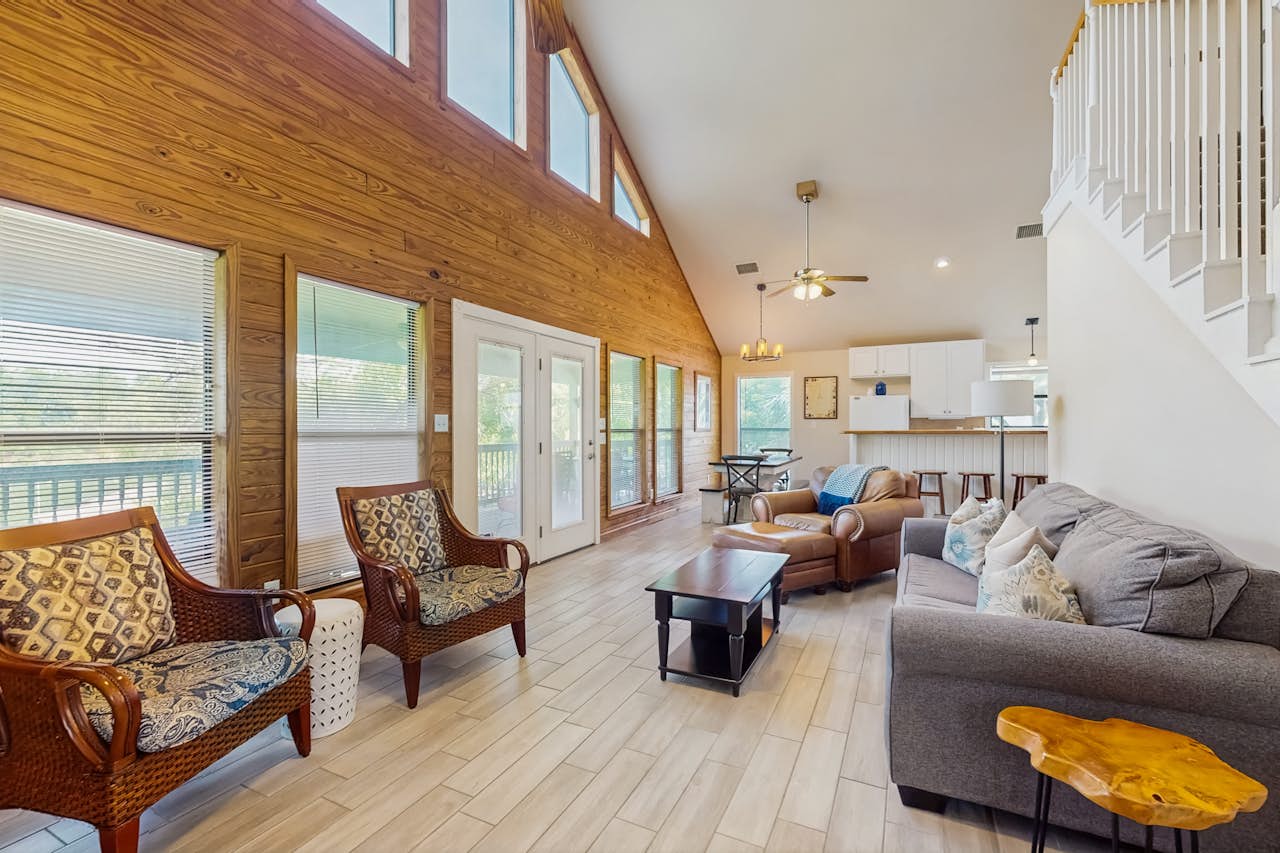 Ruff Lakehouse on Lake LBJ | 3 Bed Burnet, TX House | Vacasa