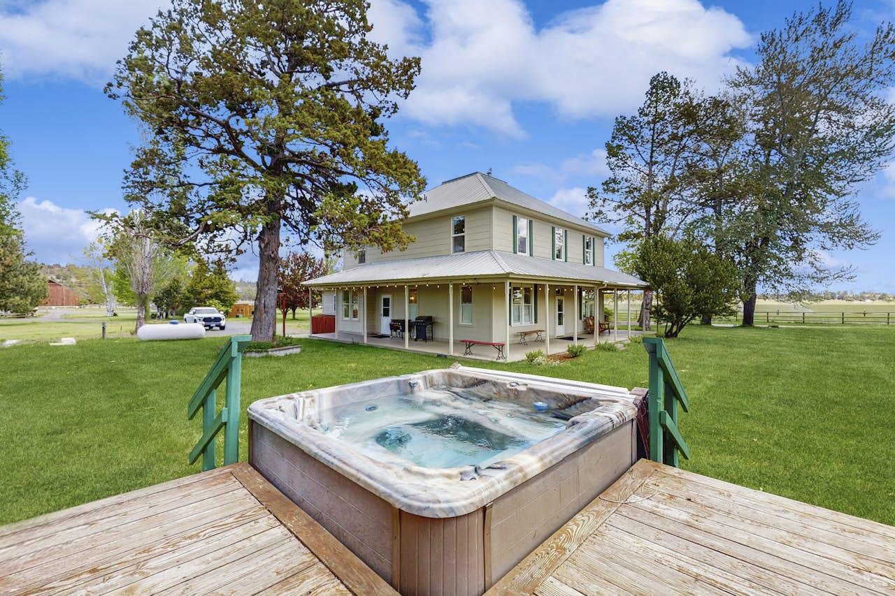 Long Hollow Ranch - The Ranch House | 5 Bed Sisters, OR House | Vacasa